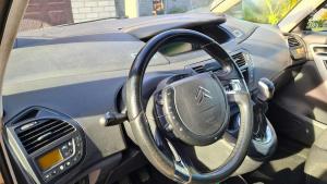 Brūns Citroen c4-picasso 2009 Tauragė, ar dzinēja tilpumu 1.56 L un nobraukumu 345 tūkst. km par 1200 €, foto 4 vietnē AUTOMOTO.COM.LV