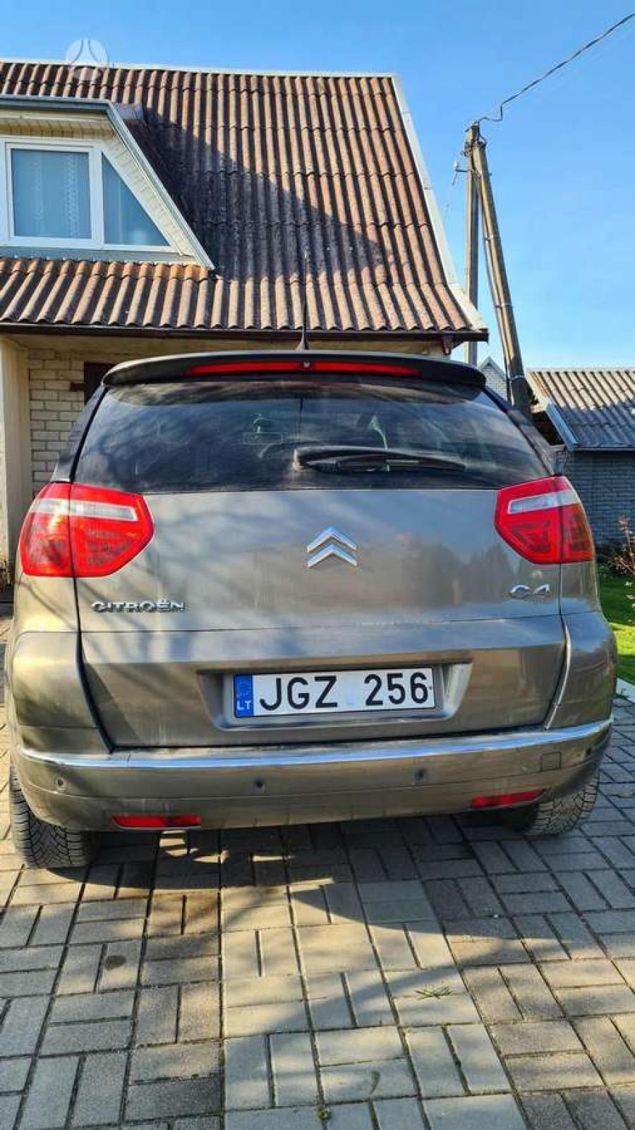 Brūns Citroen c4-picasso 2009 Tauragė, ar dzinēja tilpumu 1.56 L un nobraukumu 345 tūkst. km par 1200 €, foto 5 vietnē AUTOMOTO.COM.LV