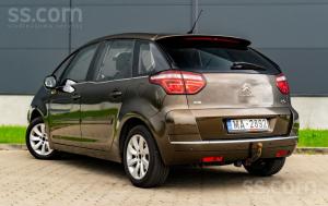 Brūns Citroen c4-picasso 2011 Rīga, ar dzinēja tilpumu 1.60 L un nobraukumu 287 tūkst. km par 3490 €, foto 4 vietnē AUTOMOTO.COM.LV