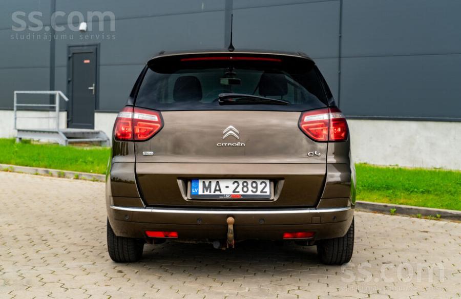 Brūns Citroen c4-picasso 2011 Rīga, ar dzinēja tilpumu 1.60 L un nobraukumu 287 tūkst. km par 3490 €, foto 6 vietnē AUTOMOTO.COM.LV