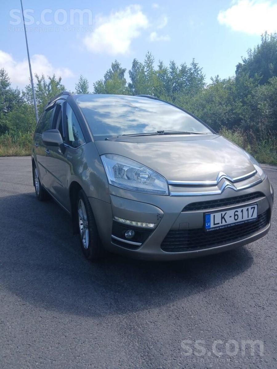 Brūns Citroen c4-picasso 2011 Rēzekne, ar dzinēja tilpumu 1.60 L un nobraukumu 294 tūkst. km par 3250 €, foto 1 vietnē AUTOMOTO.COM.LV
