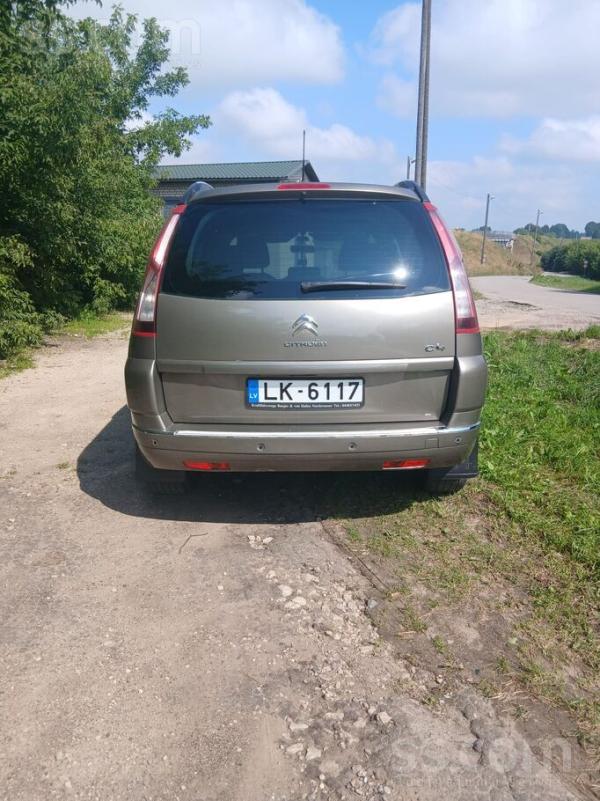Brūns Citroen c4-picasso 2011 Rēzekne, ar dzinēja tilpumu 1.60 L un nobraukumu 294 tūkst. km par 3250 €, foto 5 vietnē AUTOMOTO.COM.LV