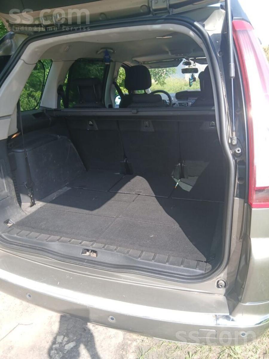 Brūns Citroen c4-picasso 2011 Rēzekne, ar dzinēja tilpumu 1.60 L un nobraukumu 294 tūkst. km par 3250 €, foto 13 vietnē AUTOMOTO.COM.LV