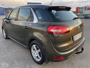 Brown Citroen c4-picasso 2014 in Kaunas, with an engine capacity of 1.60 L and mileage of 205 thousand km for 3250 €, photo 12 on AUTOMOTO.COM.LV