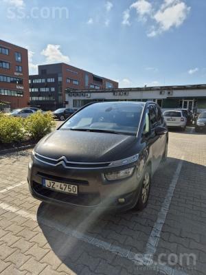 Brown Citroen c4-picasso 2014 in Riga, with an engine capacity of 1.60 L and mileage of 226 thousand km for 4800 €, photo  on AUTOMOTO.COM.LV
