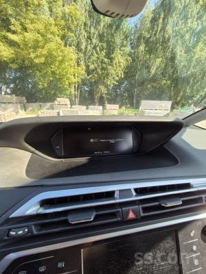 Brown Citroen c4-picasso 2014 in Riga, with an engine capacity of 1.60 L and mileage of 226 thousand km for 4800 €, photo 12 on AUTOMOTO.COM.LV