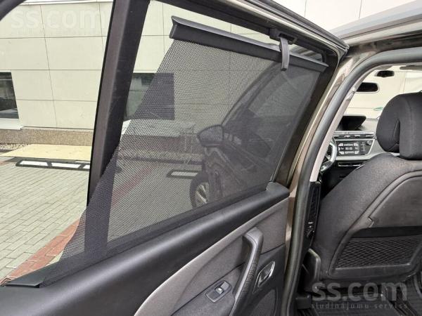 Brown Citroen c4-picasso 2014 in Riga, with an engine capacity of 1.60 L and mileage of 226 thousand km for 4900 €, photo 8 on AUTOMOTO.COM.LV