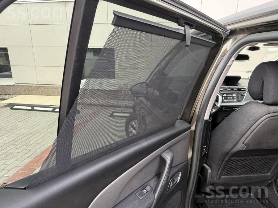 Brown Citroen c4-picasso 2014 in Riga, with an engine capacity of 1.60 L and mileage of 226 thousand km for 4900 €, photo 9 on AUTOMOTO.COM.LV