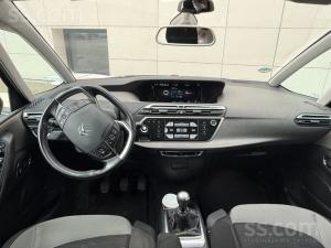 Brown Citroen c4-picasso 2014 in Riga, with an engine capacity of 1.60 L and mileage of 226 thousand km for 4900 €, photo 10 on AUTOMOTO.COM.LV