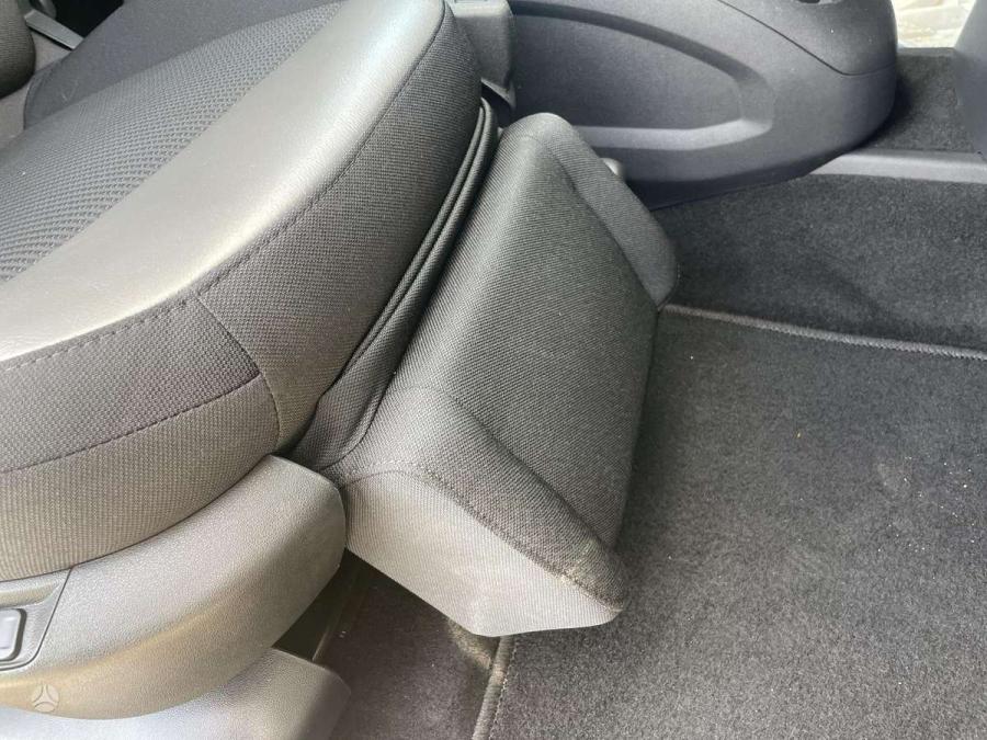 Brown Citroen c4-picasso 2014 in Kaunas, with an engine capacity of 1.56 L and mileage of 125 thousand km for 5990 €, photo 30 on AUTOMOTO.COM.LV