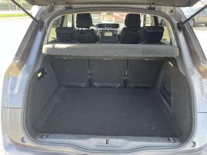 Brown Citroen c4-picasso 2015 in Taurage, with an engine capacity of 1.56 L and mileage of 210 thousand km for 3500 €, photo 11 on AUTOMOTO.COM.LV