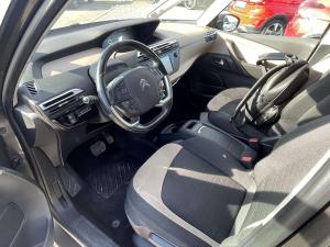 Brown Citroen c4-picasso 2015 in Taurage, with an engine capacity of 1.56 L and mileage of 210 thousand km for 3500 €, photo 12 on AUTOMOTO.COM.LV