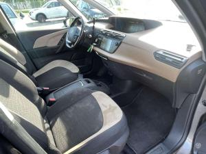 Brown Citroen c4-picasso 2015 in Taurage, with an engine capacity of 1.56 L and mileage of 210 thousand km for 3500 €, photo 15 on AUTOMOTO.COM.LV