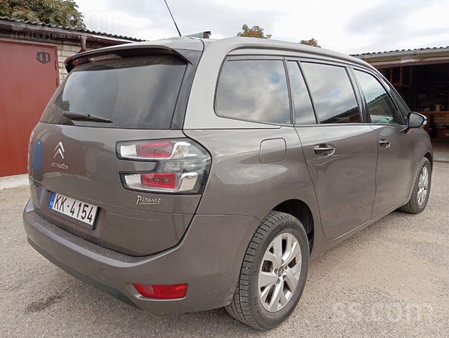 Brūns Citroen c4-picasso 2016 Jelgava, ar dzinēja tilpumu 1.60 L un nobraukumu 253 tūkst. km par 7500 €, foto 4 vietnē AUTOMOTO.COM.LV