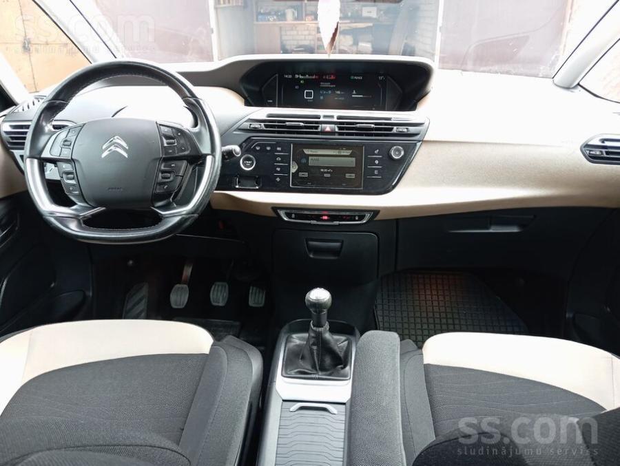 Brūns Citroen c4-picasso 2016 Jelgava, ar dzinēja tilpumu 1.60 L un nobraukumu 253 tūkst. km par 7500 €, foto 33 vietnē AUTOMOTO.COM.LV