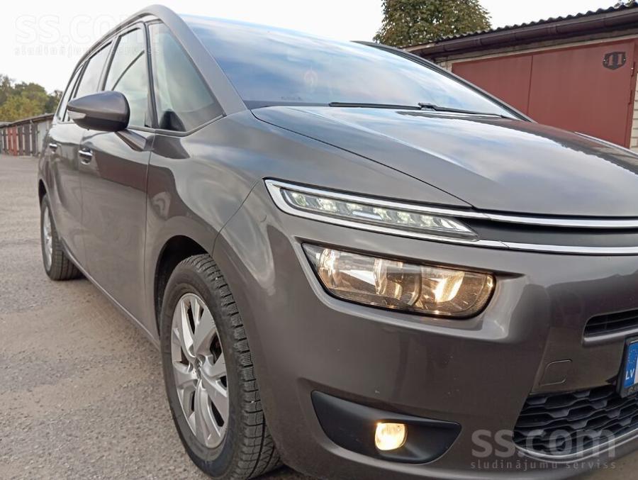 Brūns Citroen c4-picasso 2016 Jelgava, ar dzinēja tilpumu 1.60 L un nobraukumu 253 tūkst. km par 7500 €, foto 34 vietnē AUTOMOTO.COM.LV