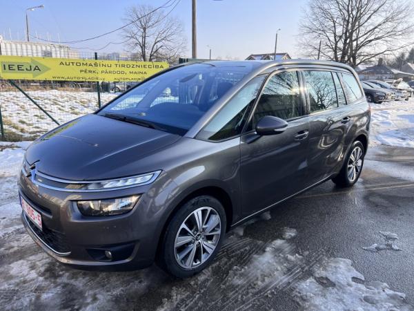 Brown Citroen c4-picasso 2016 in Riga, with an engine capacity of 1.60 L and mileage of 168 thousand km for 9950 €, photo 1 on AUTOMOTO.COM.LV