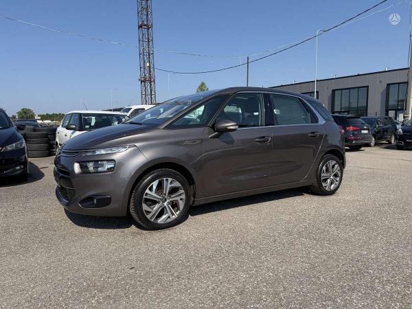 Brūns Citroen c4-picasso 2016 Kauņa, ar dzinēja tilpumu 1.56 L un nobraukumu 212 tūkst. km par 7200 €, foto 3 vietnē AUTOMOTO.COM.LV