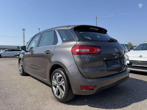 Brūns Citroen c4-picasso 2016 Kauņa, ar dzinēja tilpumu 1.56 L un nobraukumu 212 tūkst. km par 7200 €, foto 4 vietnē AUTOMOTO.COM.LV