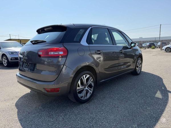Brown Citroen c4-picasso 2016 in Kaunas, with an engine capacity of 1.56 L and mileage of 212 thousand km for 7200 €, photo 8 on AUTOMOTO.COM.LV