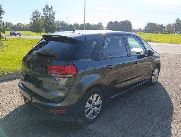Brown Citroen c4-picasso 2017 in Marijampole, with an engine capacity of 1.56 L and mileage of 291 thousand km for 3700 €, photo 6 on AUTOMOTO.COM.LV