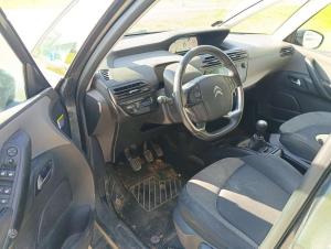 Brown Citroen c4-picasso 2017 in Marijampole, with an engine capacity of 1.56 L and mileage of 291 thousand km for 3700 €, photo 12 on AUTOMOTO.COM.LV