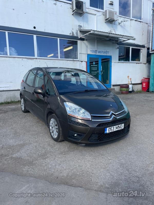 Brūns Citroen c4-picasso 2010 Tallina, ar dzinēja tilpumu 1.60 L un nobraukumu 279 tūkst. km par 1900 €, foto 2 vietnē AUTOMOTO.COM.LV
