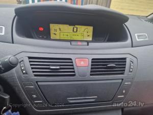Brūns Citroen c4-picasso 2013 Kuresāre, ar dzinēja tilpumu 1.60 L un nobraukumu 371 tūkst. km par 2000 €, foto 5 vietnē AUTOMOTO.COM.LV