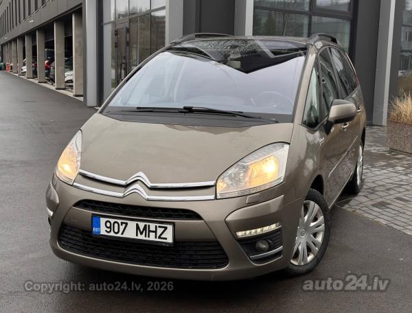 Brown Citroen c4-picasso 2013 in Tallinn, with an engine capacity of 1.60 L and mileage of 367 thousand km for 2599 €, photo 2 on AUTOMOTO.COM.LV