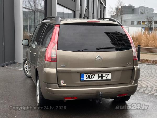 Brown Citroen c4-picasso 2013 in Tallinn, with an engine capacity of 1.60 L and mileage of 367 thousand km for 2599 €, photo 9 on AUTOMOTO.COM.LV