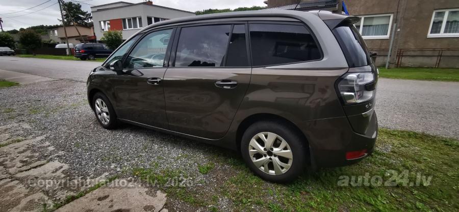 Brown Citroen c4-picasso 2014 in Tallinn, with an engine capacity of 1.60 L and mileage of 251 thousand km for 6999 €, photo 1 on AUTOMOTO.COM.LV