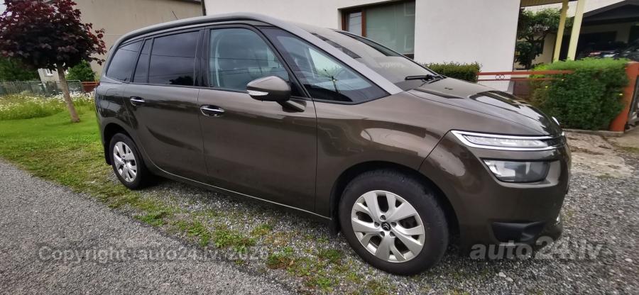 Brown Citroen c4-picasso 2014 in Tallinn, with an engine capacity of 1.60 L and mileage of 251 thousand km for 6999 €, photo 4 on AUTOMOTO.COM.LV