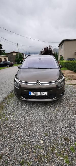 Brown Citroen c4-picasso 2014 in Tallinn, with an engine capacity of 1.60 L and mileage of 251 thousand km for 6999 €, photo 5 on AUTOMOTO.COM.LV
