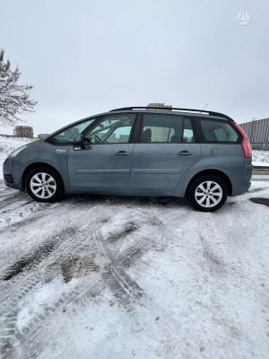 Grey Citroen c4-picasso 2007 in Siauliai, with an engine capacity of 1.56 L and mileage of 225 thousand km for 1890 €, photo 5 on AUTOMOTO.COM.LV