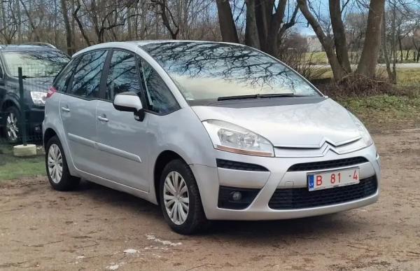 Pelēks Citroen c4-picasso 2007 Grobiņa, ar dzinēja tilpumu 1.60 L un nobraukumu 199 tūkst. km par 3300 €, foto 10 vietnē AUTOMOTO.COM.LV