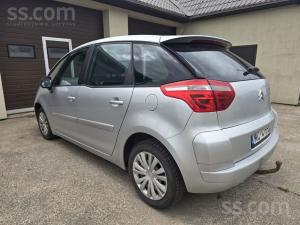 Pelēks Citroen c4-picasso 2010 Daugavpils, ar dzinēja tilpumu 1.60 L un nobraukumu 403 tūkst. km par 1199 €, foto 6 vietnē AUTOMOTO.COM.LV