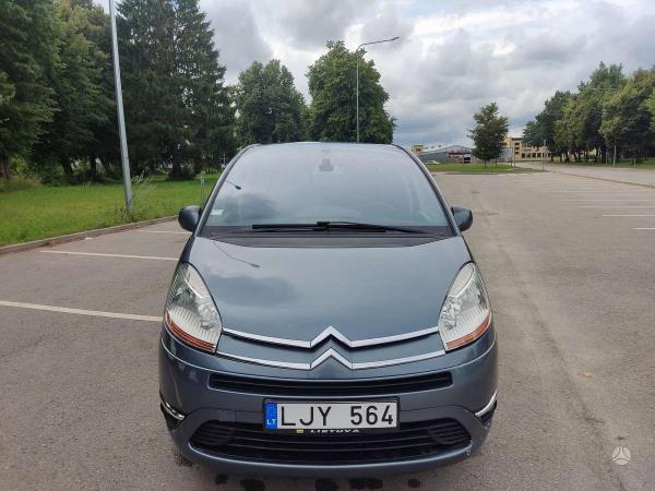 Pelēks Citroen c4-picasso 2010 Tauragė, ar dzinēja tilpumu 1.56 L un nobraukumu 270 tūkst. km par 1750 €, foto 4 vietnē AUTOMOTO.COM.LV
