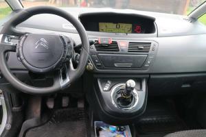 Pelēks Citroen c4-picasso 2011 Vilkaviškis, ar dzinēja tilpumu 1.56 L un nobraukumu 5 tūkst. km par 1500 €, foto 7 vietnē AUTOMOTO.COM.LV
