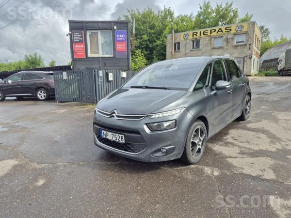 Grey Citroen c4-picasso 2014 in Riga, with an engine capacity of 1.60 L and mileage of 246 thousand km for 4490 €, photo 1 on AUTOMOTO.COM.LV