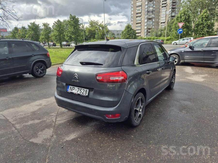 Pelēks Citroen c4-picasso 2014 Rīga, ar dzinēja tilpumu 1.60 L un nobraukumu 246 tūkst. km par 4490 €, foto 7 vietnē AUTOMOTO.COM.LV