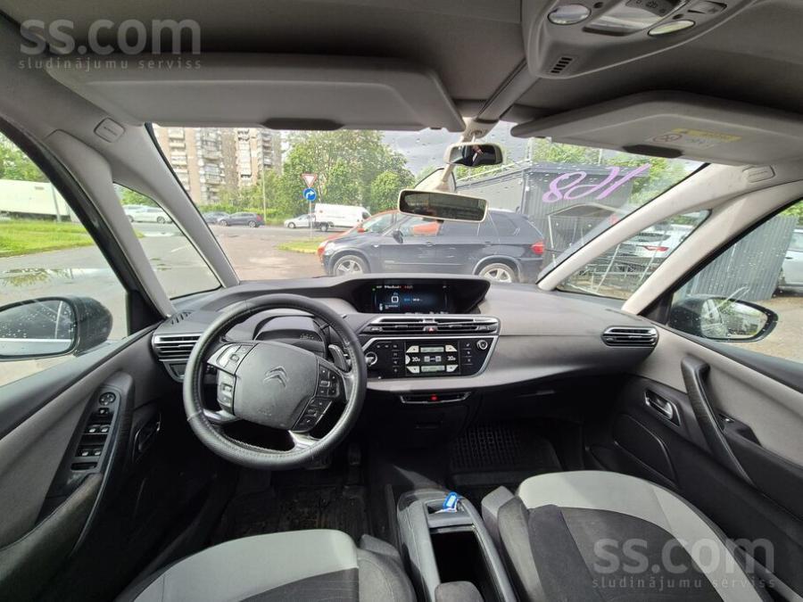 Pelēks Citroen c4-picasso 2014 Rīga, ar dzinēja tilpumu 1.60 L un nobraukumu 246 tūkst. km par 4490 €, foto 12 vietnē AUTOMOTO.COM.LV