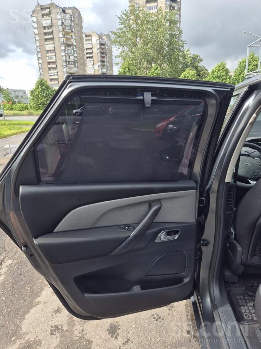 Pelēks Citroen c4-picasso 2014 Rīga, ar dzinēja tilpumu 1.60 L un nobraukumu 246 tūkst. km par 4490 €, foto 14 vietnē AUTOMOTO.COM.LV