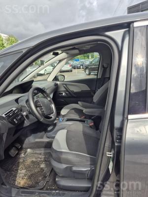 Pelēks Citroen c4-picasso 2014 Rīga, ar dzinēja tilpumu 1.60 L un nobraukumu 246 tūkst. km par 4490 €, foto 15 vietnē AUTOMOTO.COM.LV