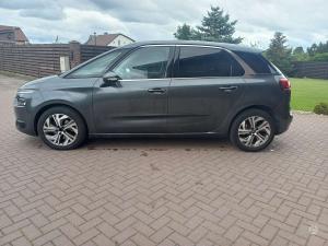 Grey Citroen c4-picasso 2014 in Taurage, with an engine capacity of 2.00 L and mileage of 260 thousand km for 4400 €, photo  on AUTOMOTO.COM.LV
