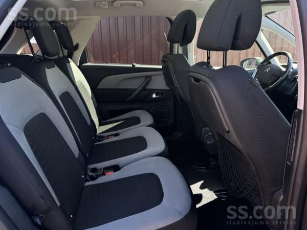 Pelēks Citroen c4-picasso 2015 Liepāja, ar dzinēja tilpumu 1.60 L un nobraukumu 126 tūkst. km par 8950 €, foto 5 vietnē AUTOMOTO.COM.LV