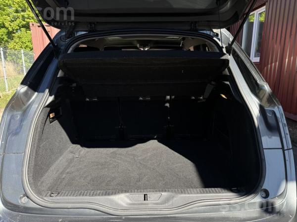 Pelēks Citroen c4-picasso 2015 Liepāja, ar dzinēja tilpumu 1.60 L un nobraukumu 126 tūkst. km par 8950 €, foto 7 vietnē AUTOMOTO.COM.LV