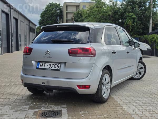 Pelēks Citroen c4-picasso 2015 Liepāja, ar dzinēja tilpumu 2.00 L un nobraukumu 228 tūkst. km par 6390 €, foto 2 vietnē AUTOMOTO.COM.LV