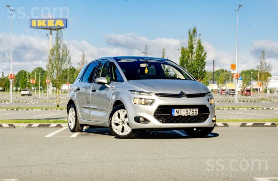 Pelēks Citroen c4-picasso 2015 Rīga, ar dzinēja tilpumu 2.00 L un nobraukumu 228 tūkst. km par 6890 €, foto 3 vietnē AUTOMOTO.COM.LV