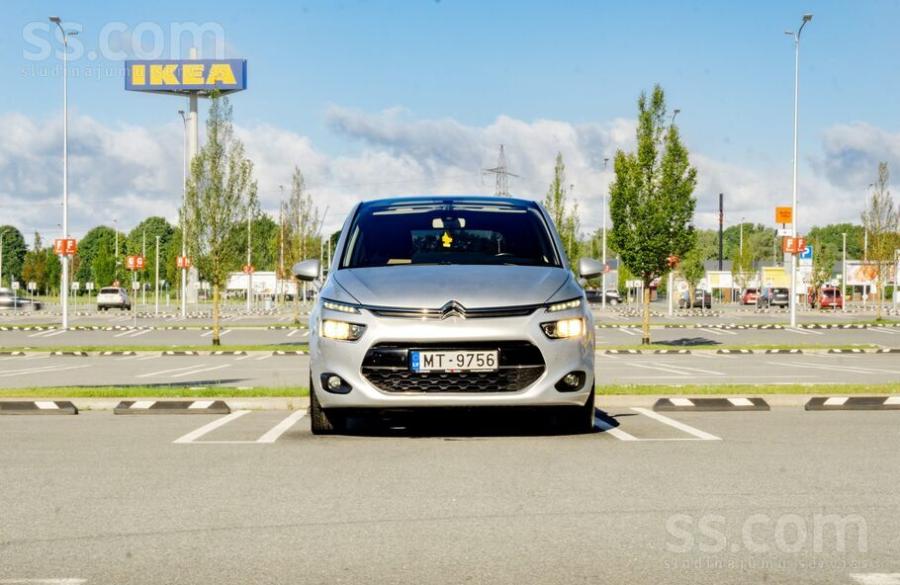 Pelēks Citroen c4-picasso 2015 Rīga, ar dzinēja tilpumu 2.00 L un nobraukumu 228 tūkst. km par 6890 €, foto 4 vietnē AUTOMOTO.COM.LV