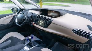 Pelēks Citroen c4-picasso 2015 Rīga, ar dzinēja tilpumu 2.00 L un nobraukumu 228 tūkst. km par 6890 €, foto 12 vietnē AUTOMOTO.COM.LV